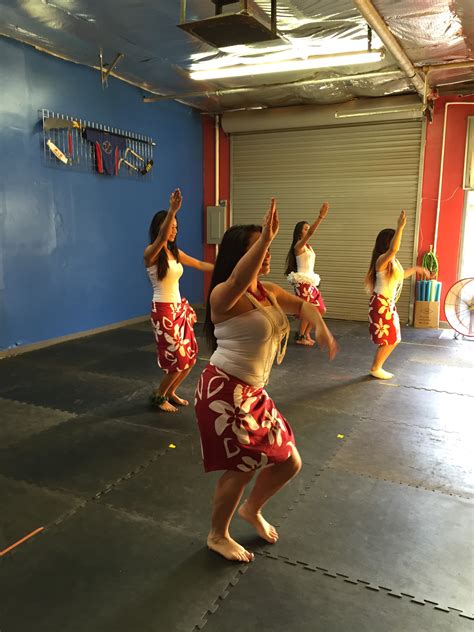 Hula Classes — Halau Hula O Ualani