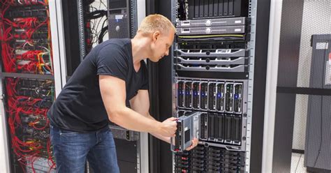 Blade Server Vs Rack Server Key Differences And Which One To Choose [ September 2025 ]