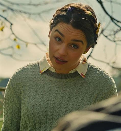 Your Mommy Emilia Clarke Says Shell Get Naked For You If You Promise