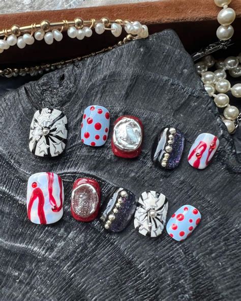 Unique Handmade Short 3d Press On Nail Art For Women