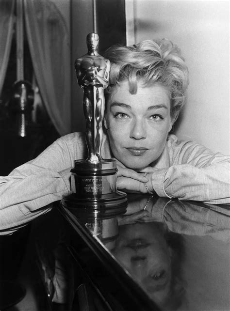 Simone Signoret 40 Ans Déjà Portrait Dune Actrice Engagée Sincère