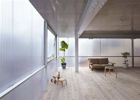 Suppose Design Offices House Of Tousuienn Has Translucent Walls