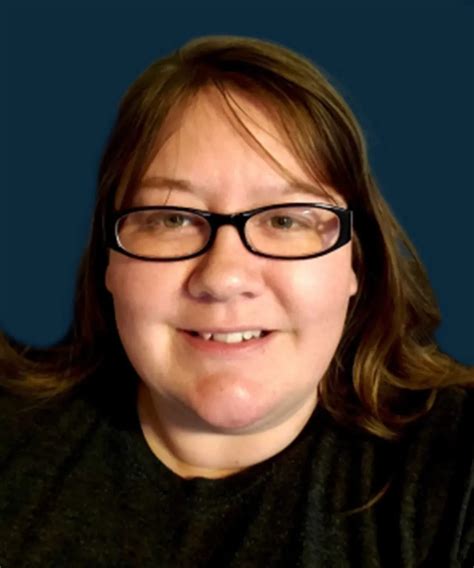 Tabatha Sik Lisw Licensed Social Worker In Iowa City Ia Rein Center