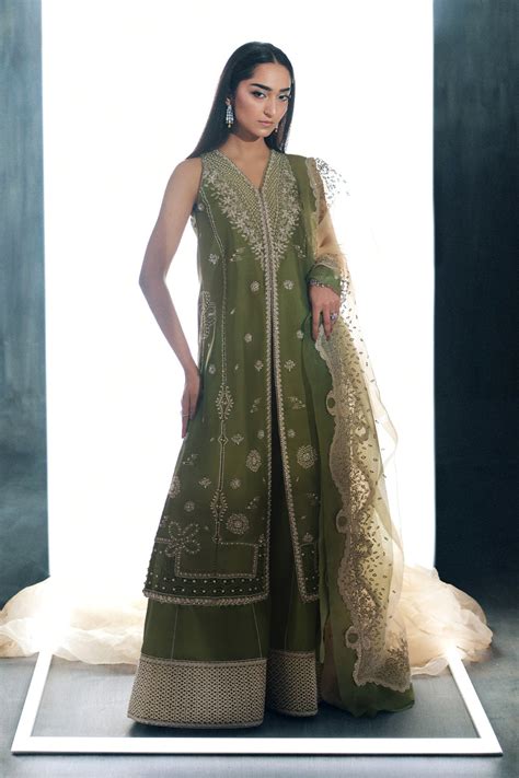Silk Pret A Porter 25 The Nyra Couture