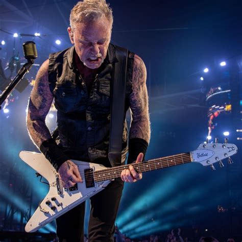 James Hetfield Flying V