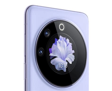 Складной смартфон Tecno Phantom V Flip поступил в продажу в России