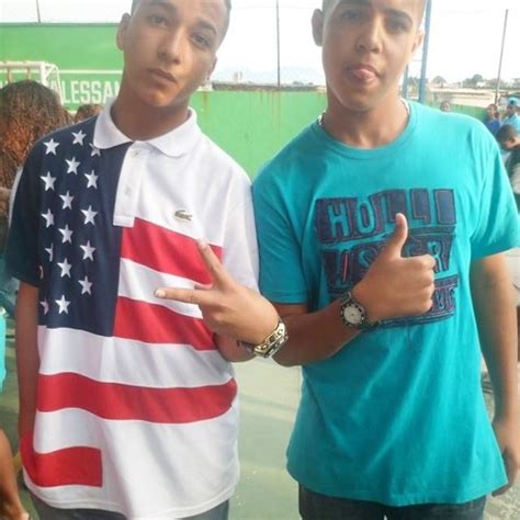 Stream Mont Novinha Da Galinha Senta Pros Manos Da Firma P5 Dj