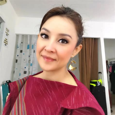 Belum Menikah Di Usia 42 Tahun 7 Potret Putri Patricia Yang Masih