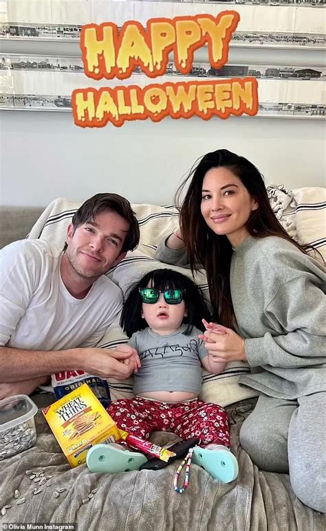 John Mulaney And Olivia Munn Dress Their Son Malcolm Up As Her Mother