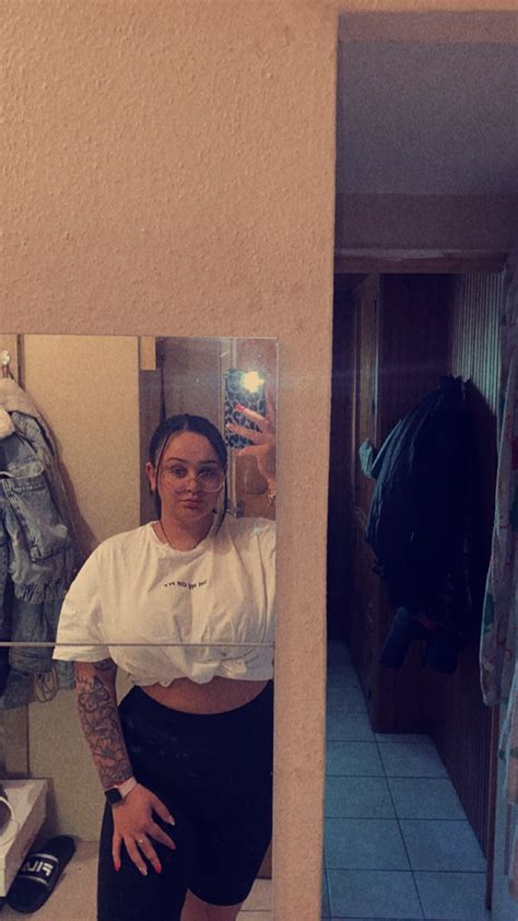 Rozália Bárczi Rozi • Threads Say More