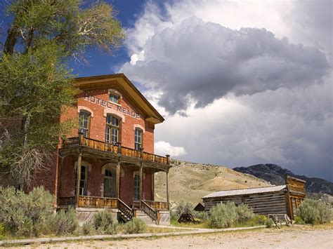 Best Of Montana Year Round Landmarks National Geographic National