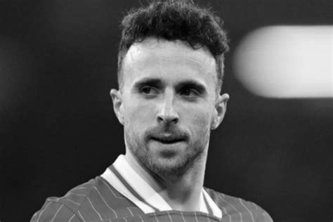 Cristiano Ronaldo Tribute To Team Mate Diogo Jota Goes Viral Soccer