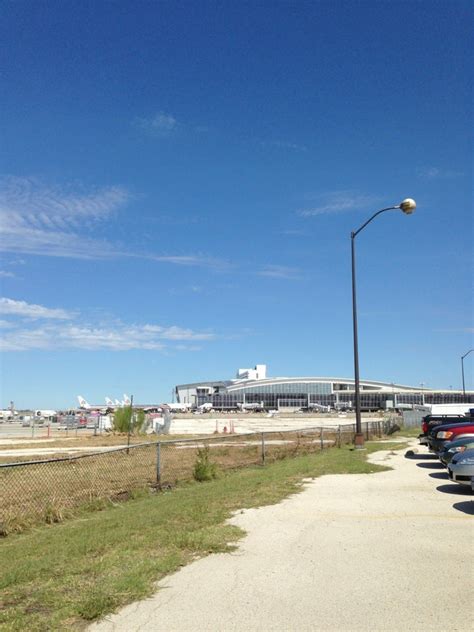 Dfw Int L Parking Express South International Pkwy Dfw Airport Tx Parking Garages Mapquest