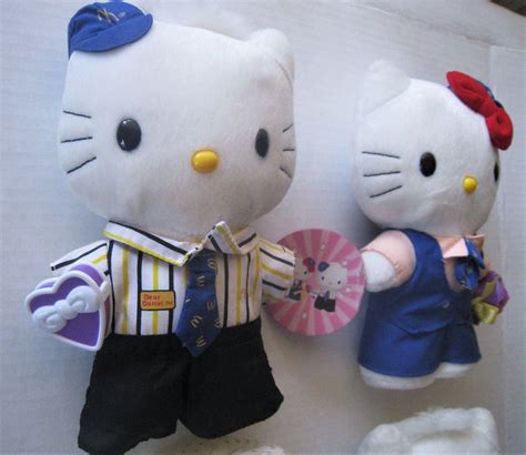 2000 Sanrio Mcdonalds 8 Hello Kitty And Dear Daniel Wedding Couples