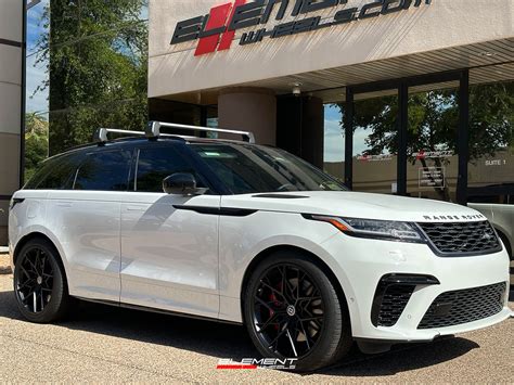 Range Rover Velar Black Alloys
