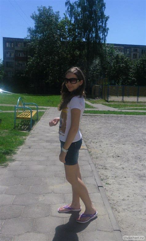 7760 Girl In Shorts Ru 162  Шорты фото