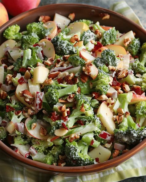 Honeycrisp Broccoli Salad Sophias Plate