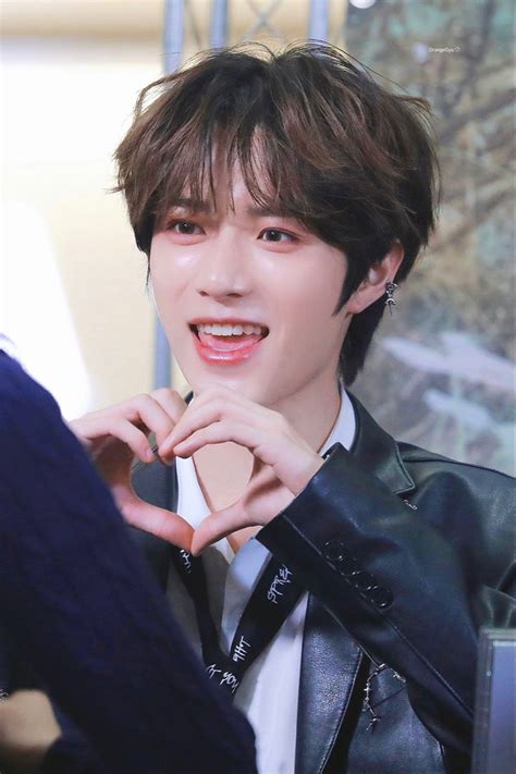 Beomgyu Txt People Poses