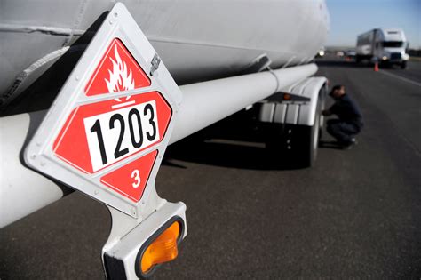 Why Do Some Semi Truck Trailers Have A Red Diamond Shaped Sign