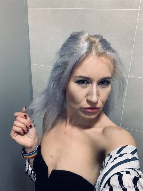 Dina Light Free Photos 8 Pics Xhamster