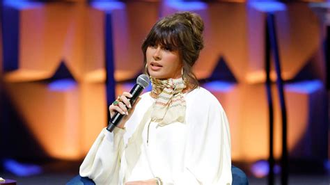 Watch Ella Langley Opens Up About Loving Life Again After Health