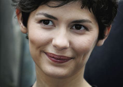 Audrey Tautou Wallpapers 31 Images Wallpapercat