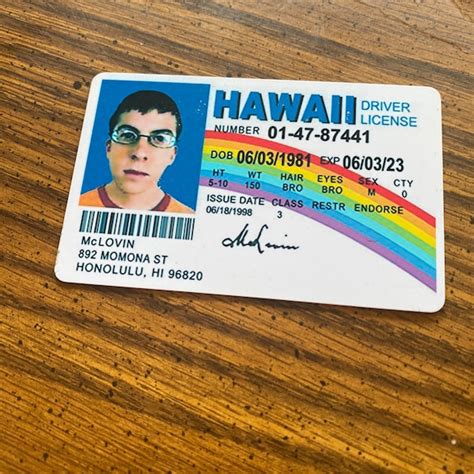 Tarjeta De Identificación De Mclovin De La Película Supersalidos Ultra