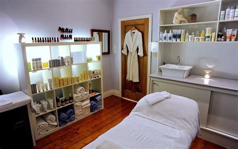 Junoesque Skin And Body 34 Carpenter St Quarry Hill Vic 3550 Australia