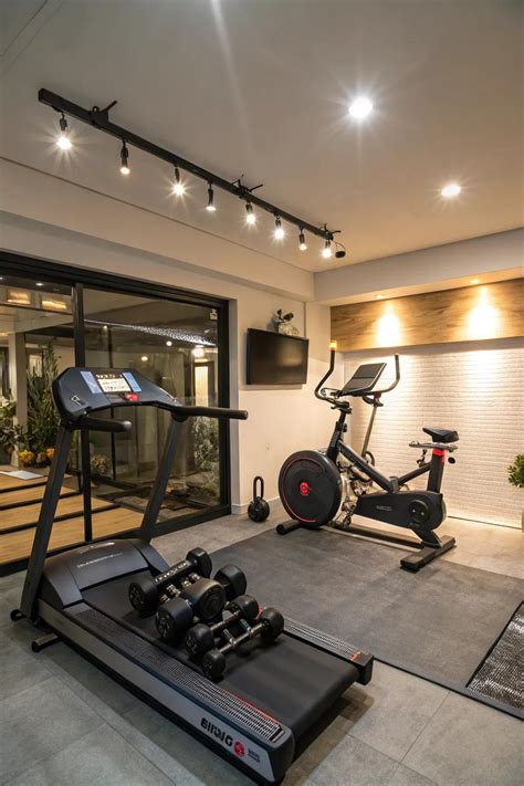17 Inspiring Home Gym Lighting Ideas