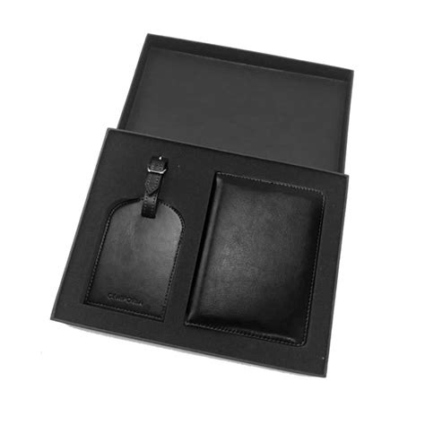 Luggage Tag And Passport Case T Set Dtc World