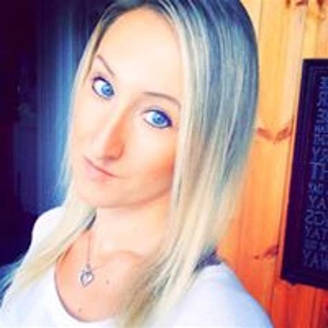 Stream Lisa Marie Bentzen Music Listen To Songs Albums Playlists