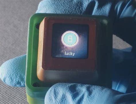 programmable macro keyboard with display magiclick v2 3c