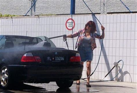 These Dumb People Doing Stupid Things Will Make You Feel Smarter 22 Pics