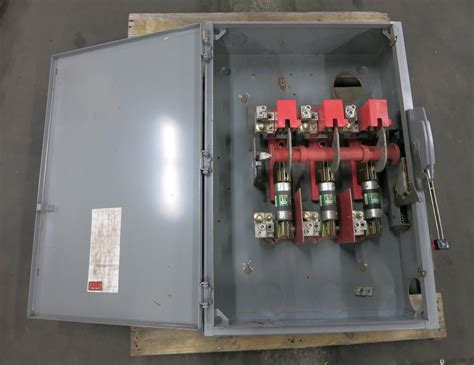 Siemens 400 Amp 3 Pole Non Fusible Heavy Duty Safety Switch 44 Off