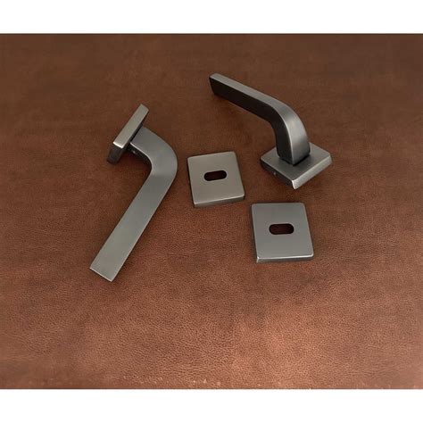 KOLDOOR Tog Mat Skoç Füme Kare Rozetli Oda Kapı Kolu 1 Takım koldoor com