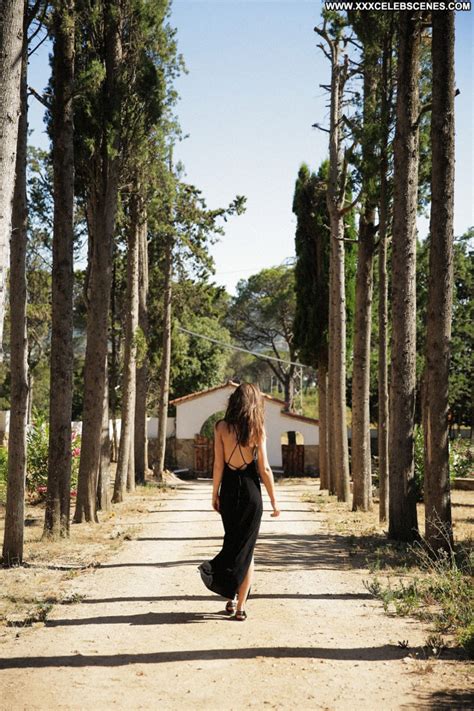 Georgina No Source British Beautiful Nude Celebrity Model Sex Sexy Nude Celebrities Mobile