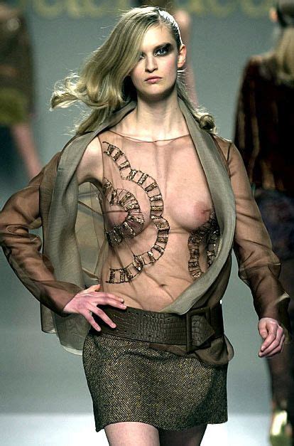 Runway Rack On Display Breezy Sagoth