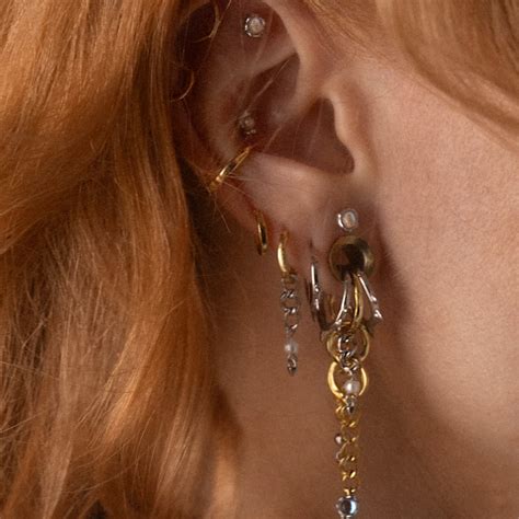 Year Ring Posh Piercing