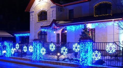 Синяя гирлянда: выбираем светодиодную модель-занавес длиной 20 метров