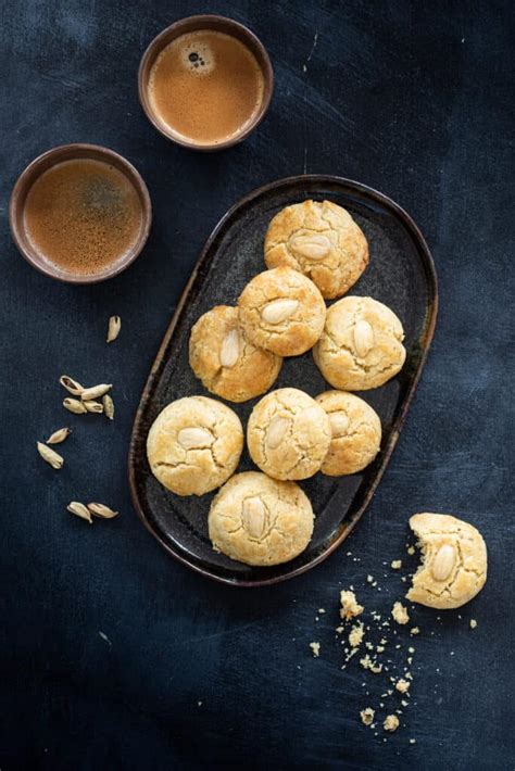Eenvoudige Amandelkoekjes Met Kardemom Miljuschka