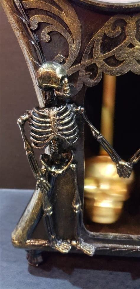 Memento Mori Diy Clock Refurbish ⋆ Welcome To The Necro Nomnomnomicon