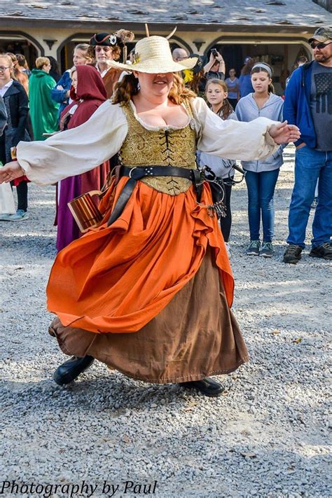 The Art Of The Ren Faire Garb With Johnna Brough Ohio Renaissance Festival