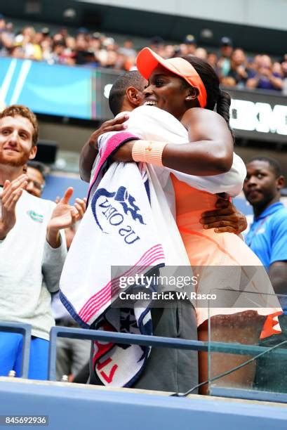 Sloane Stephens Coach Photos And Premium High Res Pictures Getty Images