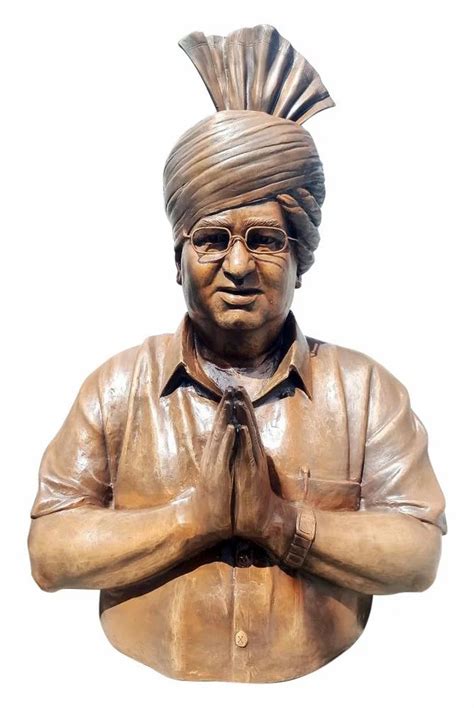 Fiberglass Portrait Bust Statue 2 Ft At Best Price In Dharwad Id