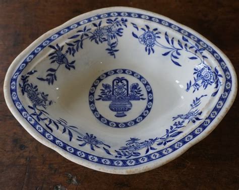 Antique 1880s Delph James M Shaw And Co Ny Oval Blue And White