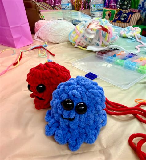 School Holiday Crochet Workshop Melbourne Ts Classbento