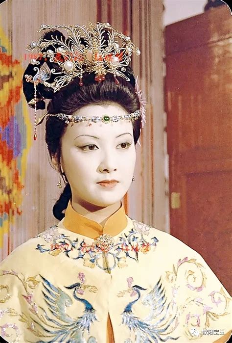 王熙凤 高清图片，堆糖，美图壁纸兴趣社区