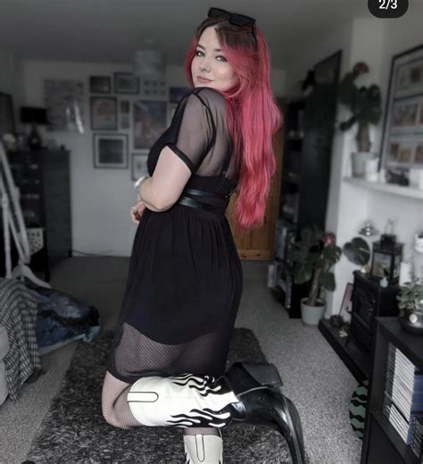 What Would You Do With Ash Millman R Lesspophotyoutubers