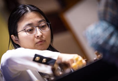 Ju Wenjun Moves Within Reach Of The Title With Fourth Consecutive Win