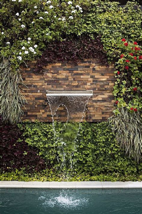 15 Fuente De Pared Para Decorar Tu Jardín